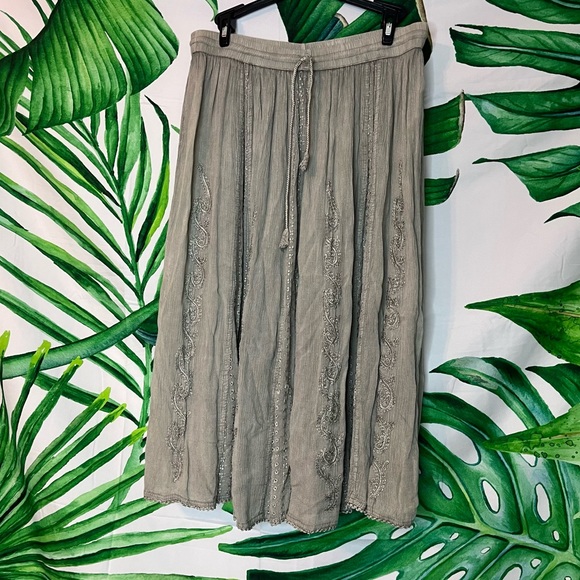 petals | Skirts | Vintage Petals Ml Grey Sage Green Semi Sheer ...